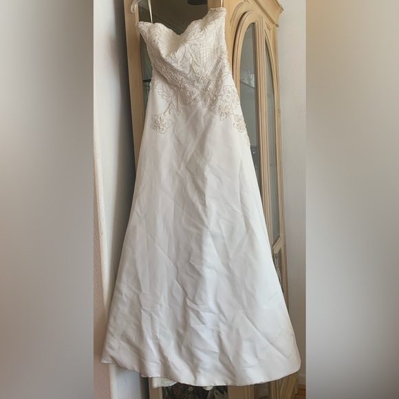 Neiman Marcus | Dresses | Bride Wedding Dress Long White Satin Designed ...